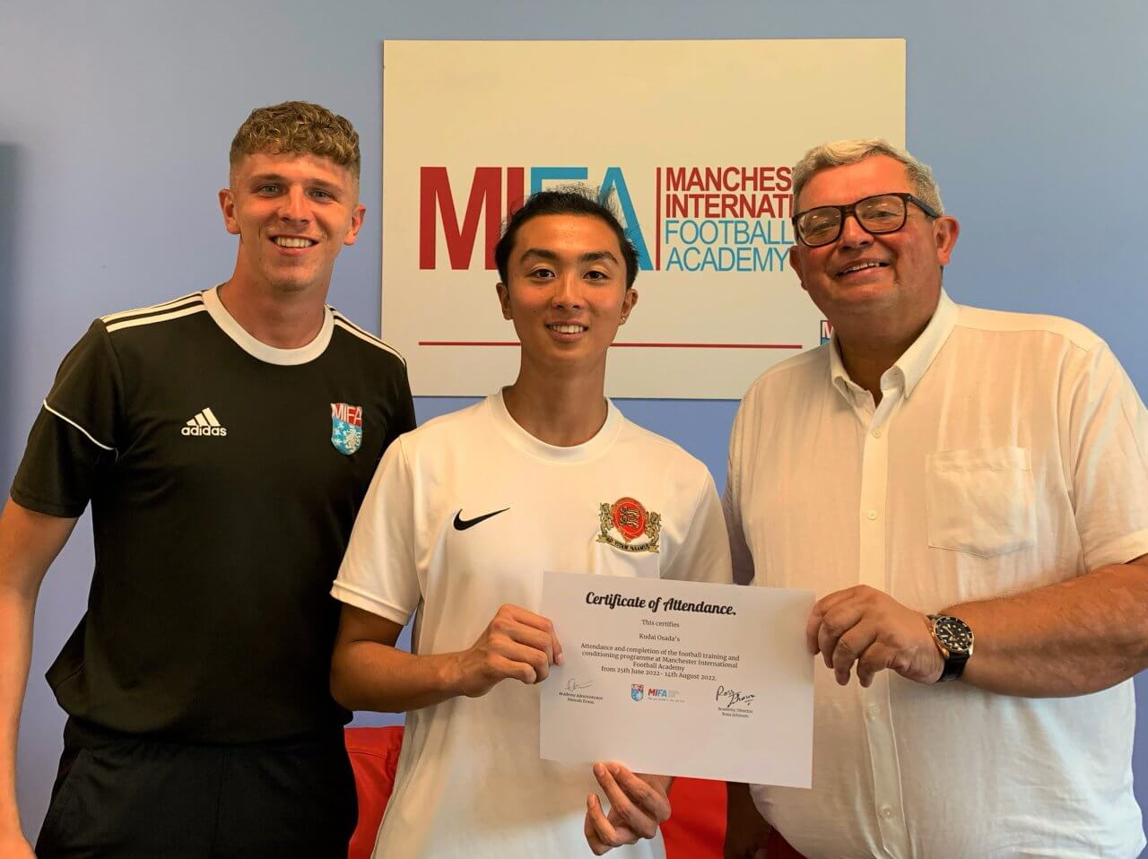 【MIFA】Manchester International Football Academy ~週6日のフットボールアカデミー ...